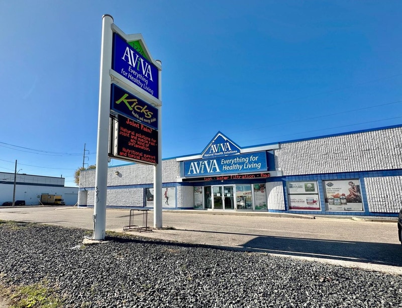 1224 St James St Winnipeg, Manitoba | Commercial & Office Space for ...