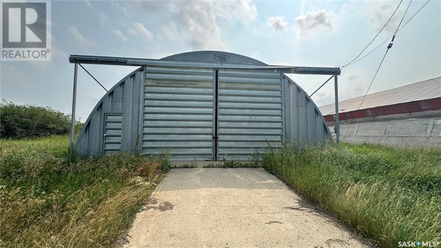 802 100th STREET Tisdale, Saskatchewan | Commercial & Office Space for ...
