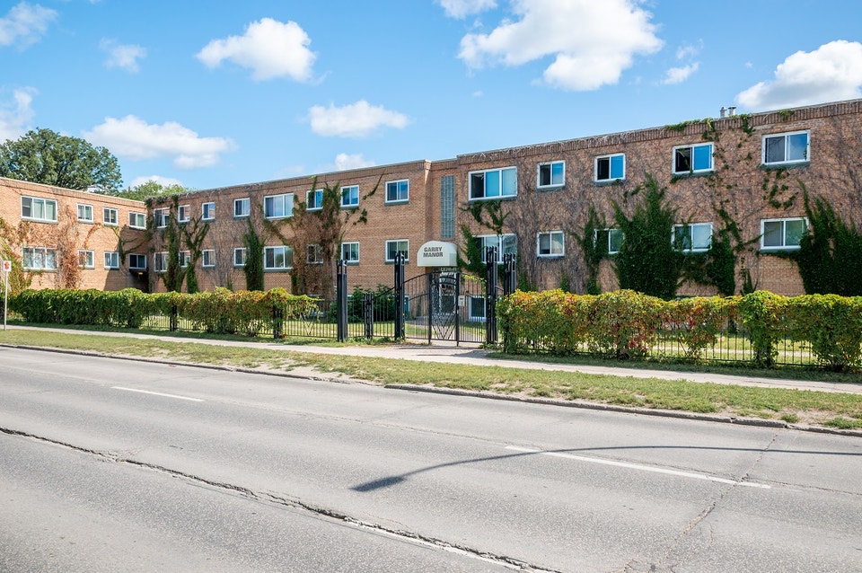 1430 Pembina Hwy- Garry Manor- 3 Bedroom | Long Term Rentals | Winnipeg ...