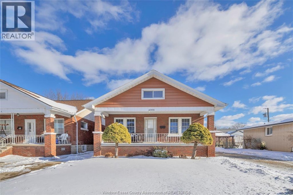 1006 PILLETTE Windsor, Ontario | Long Term Rentals | Windsor Region ...