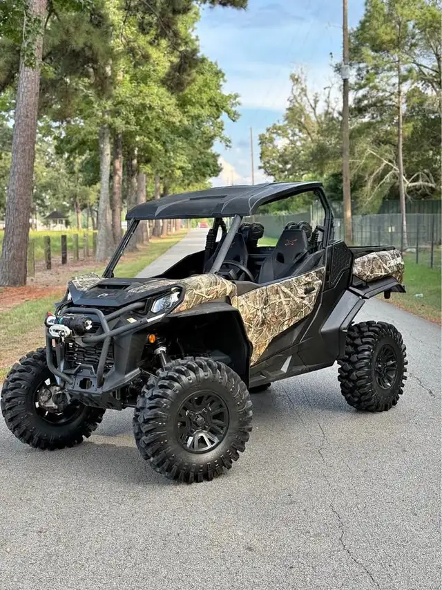 2024 CAN‑AM COMMANDER 1000 XMR-BLACK! | ATVs | Thunder Bay | Free local ...