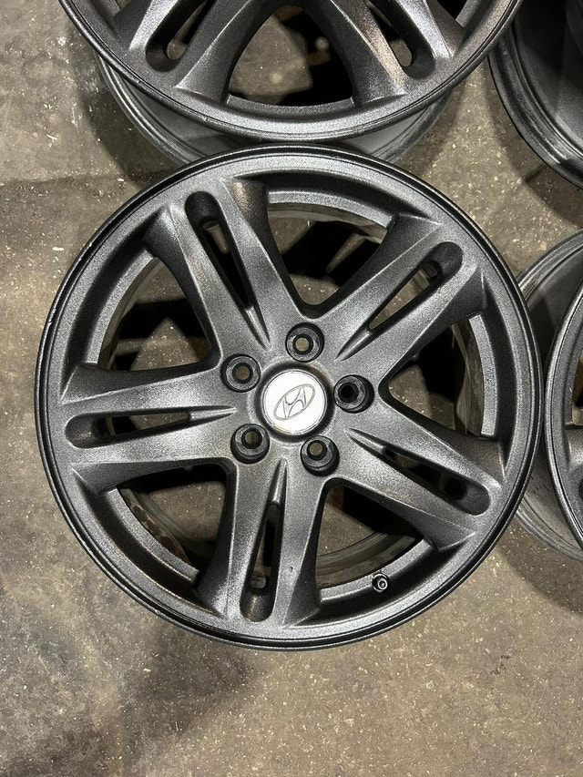 17in 17" Alloy Wheels - Set of 4 -5x114.3 bolt pattern - HYUNDAI ...