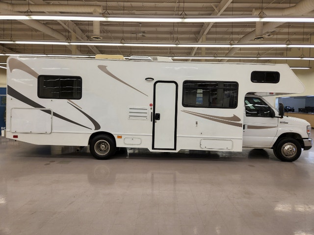 SELLING 2018 CLASS C Majestic 28A MOTORHOMES !!! | RVs & Motorhomes ...