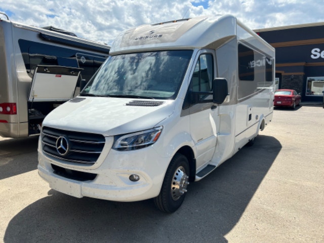2021 UNIT/ LEISURE TRAVEL VAN | RVs & Motorhomes | Edmonton | Kijiji