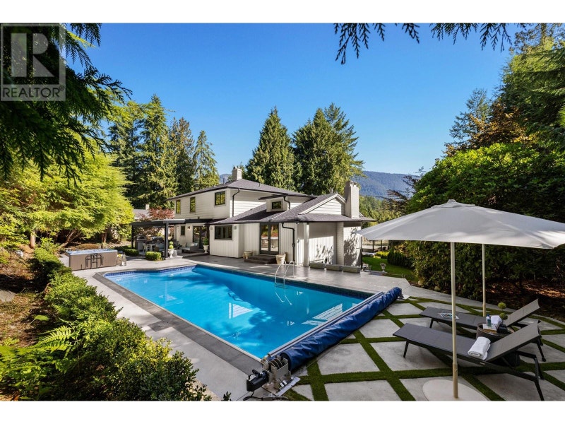 131 STEVENS DRIVE West Vancouver, British Columbia | Houses for Sale | Downtown-West End | Kijiji