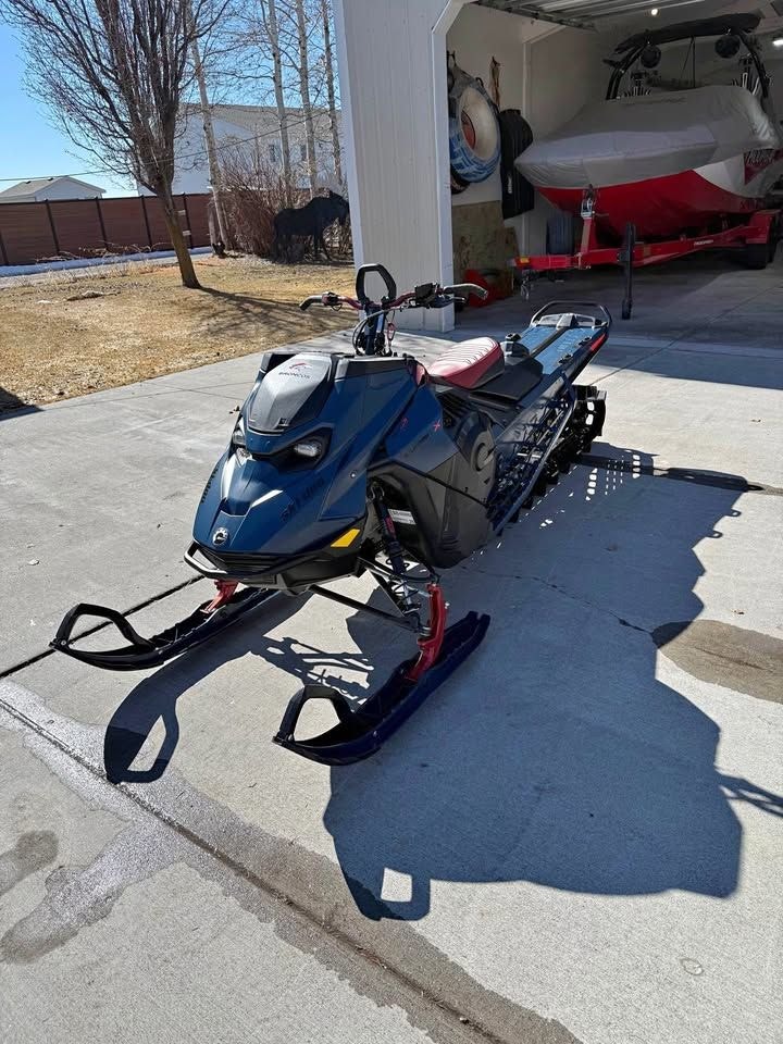 2025 SKI‑DOO SUMMIT 850 TURBO 165 - $145 BI-WEEKLY! | Snowmobiles ...