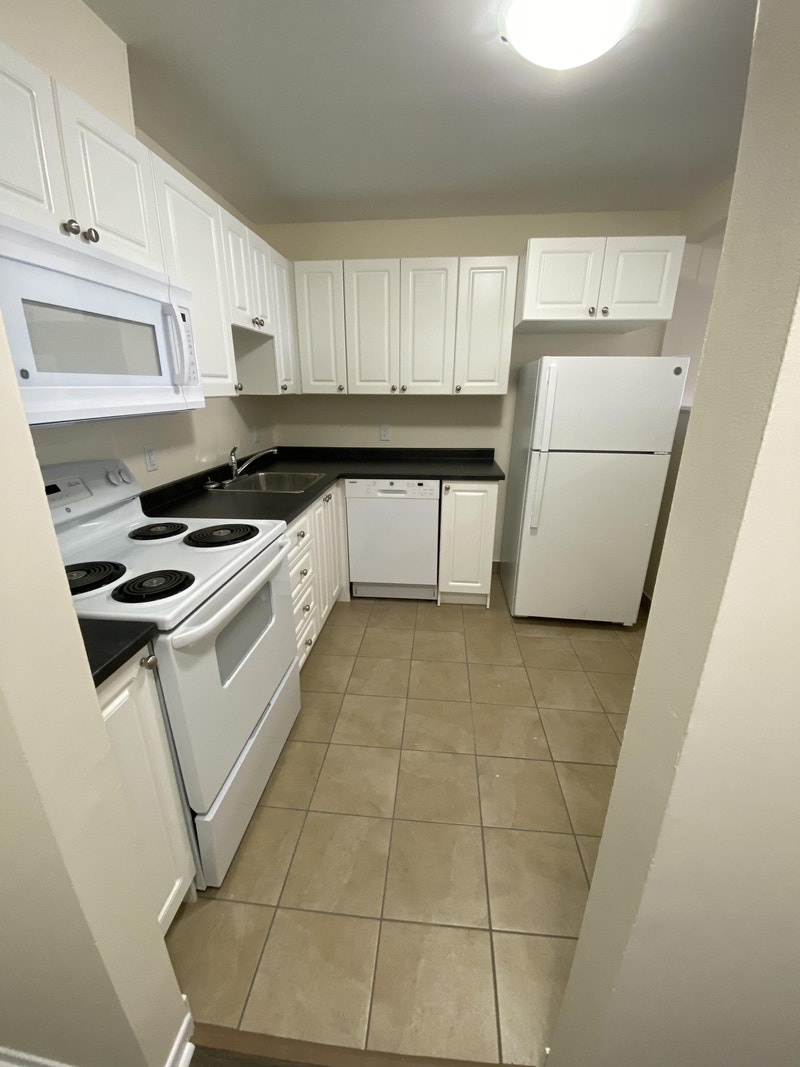 Fantastic One-Bedroom central Fairview-Available NOW! | Long Term ...