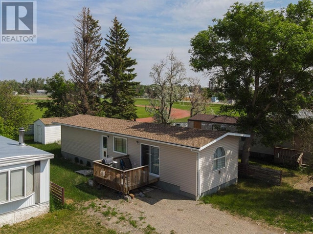 5 Maple Estates Picture Butte, Alberta | Houses for Sale | Lethbridge ...