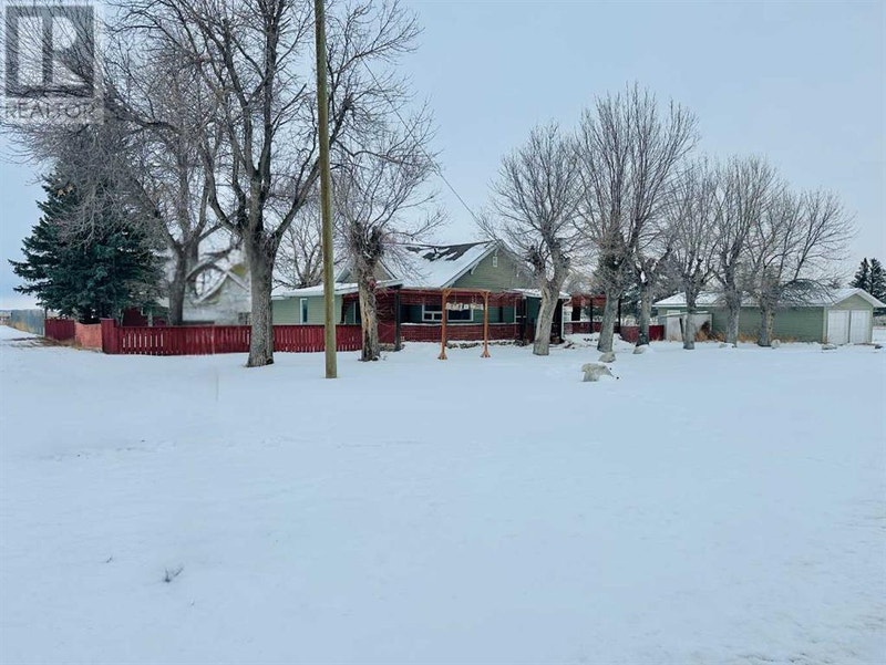 145 6 Street Stirling, Alberta | Houses for Sale | Lethbridge | Kijiji ...