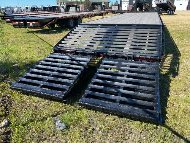 **2025 30' (2)10K Gooseneck Trailer w/Monster Ramps | Cargo & Utility ...
