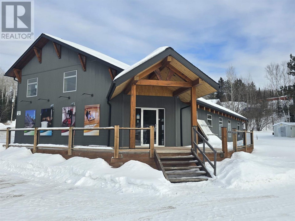 1870 HWY 17 E Kenora, Ontario | Commercial & Office Space for Sale ...
