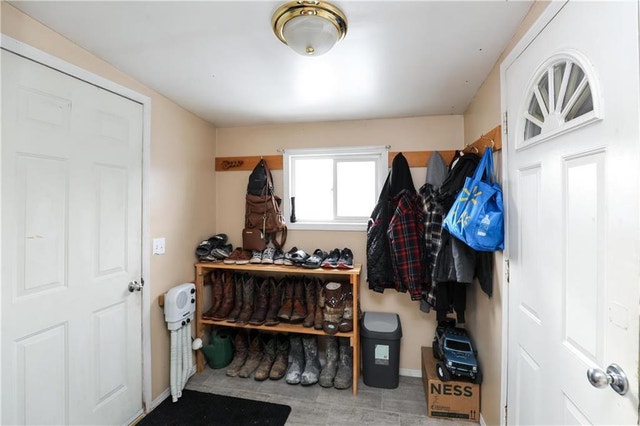 35 Cottonwood Court Grunthal, Manitoba | Houses for Sale | Winnipeg ...