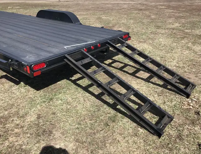 2026 Rainbow Trailers 18' Excursion Car & Equipment Trailer 2x52 ...