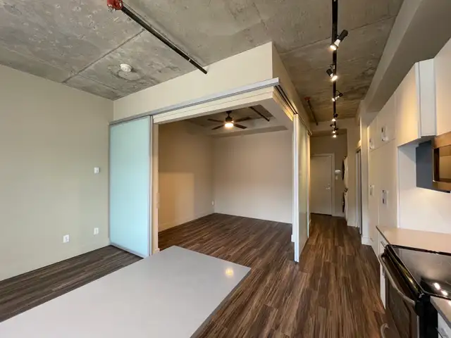UNIQUE 1 BEDROOM LOFT STYLE APARTMENT IN OLIVER SQUARE | Long Term ...
