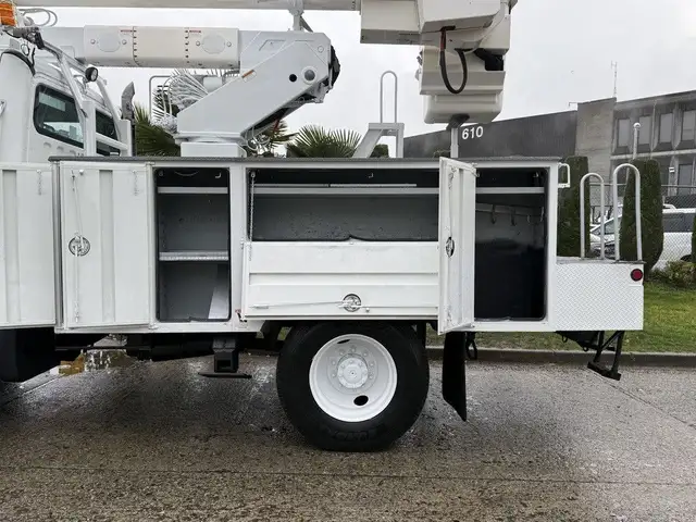 2013 Freightliner M2 106 4X4 Cummins Terex Bucket Truck | Heavy Trucks ...