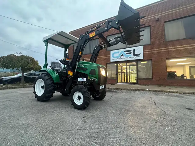2025 CAEL Tracteur et chargeur avec moteur Perkins | Heavy Equipment ...