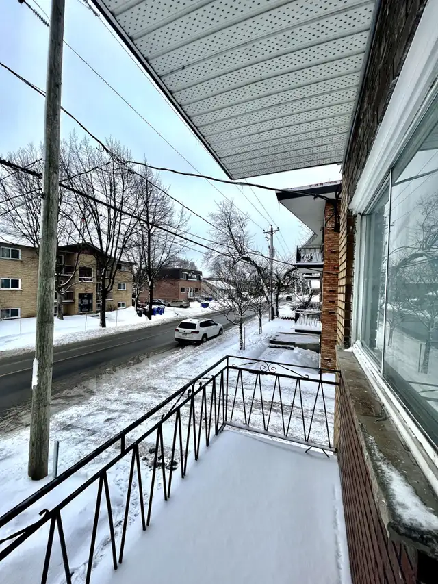 Studio à Longueuil - Tout inclus - Disponible au 1er mars | Long Term ...