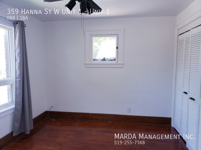 CUTE & COZY BACHELOR NEAR DOWNTOWN WINDSOR + HYDRO & GAS | Long Term ...