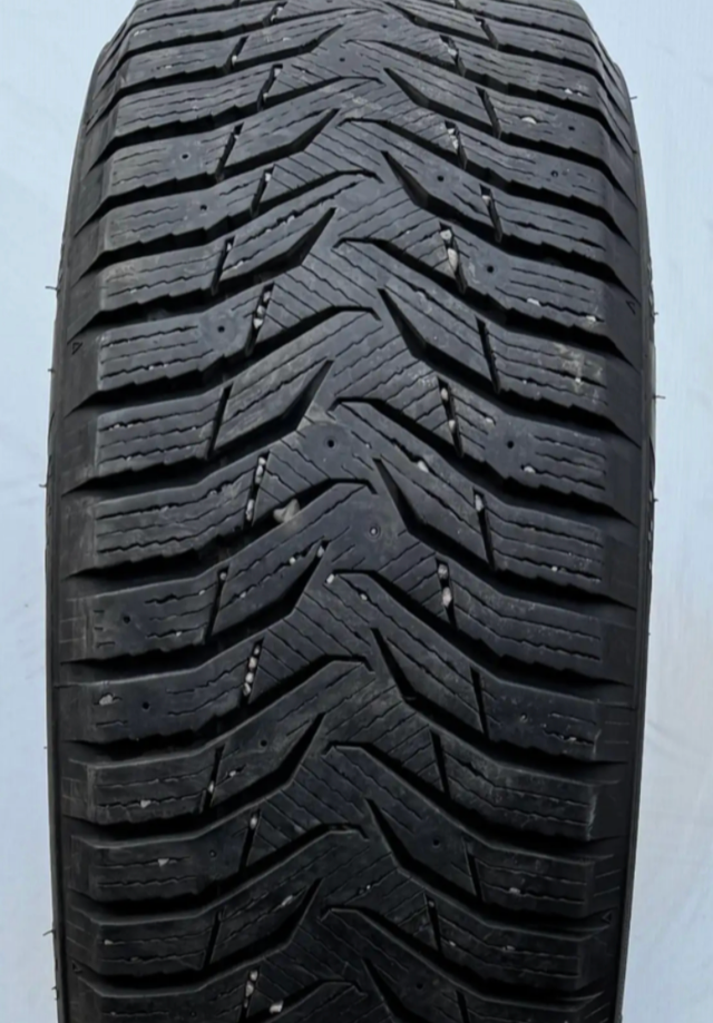 4 Like new Kumho 225/50/17 winter ice snow tires 225 50 17 | Tires ...