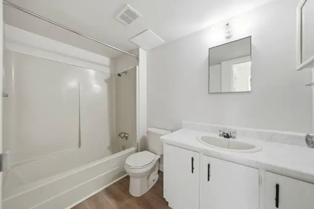 Modern Apartments with Air Conditioning - Northgate Manor II - A | Long ...