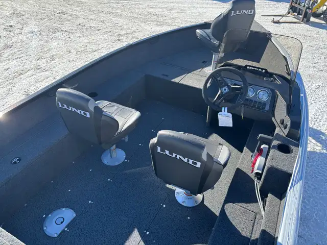 2025 Lund 1650 Rebel XL Side Console w/60HP & Trailer | Powerboats ...