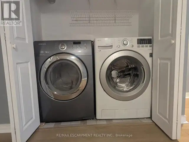 19 STEVENSON STREET Hamilton (Ancaster), Ontario | Long Term Rentals ...