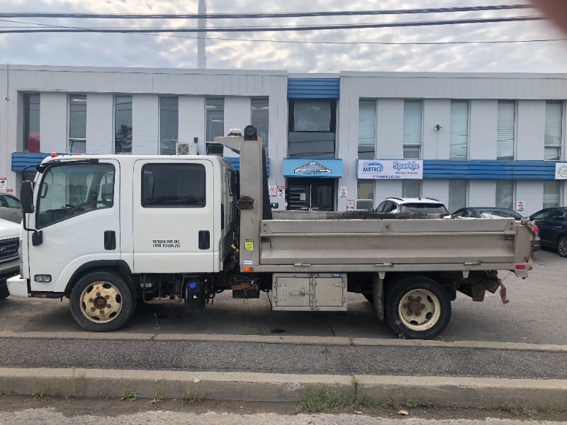 2015 Isuzu NQR with Dump Body | Heavy Trucks | Ottawa | Kijiji