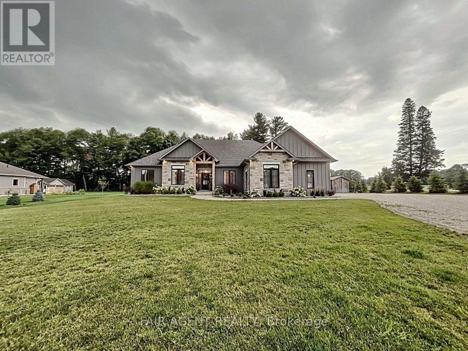 93 WOODLAND DRIVE Norfolk (Pine Grove), Ontario | Houses for Sale ...