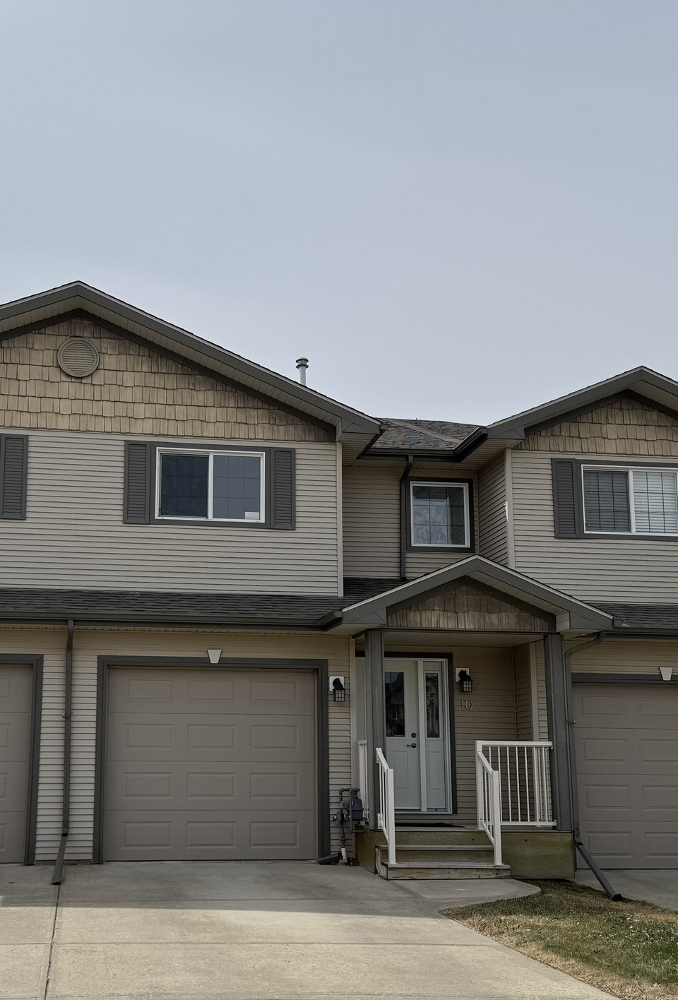 Small Dogs OK 4 Bed 3.5 Bath Fully Renovated Townhouse in Sylvan | Long ...