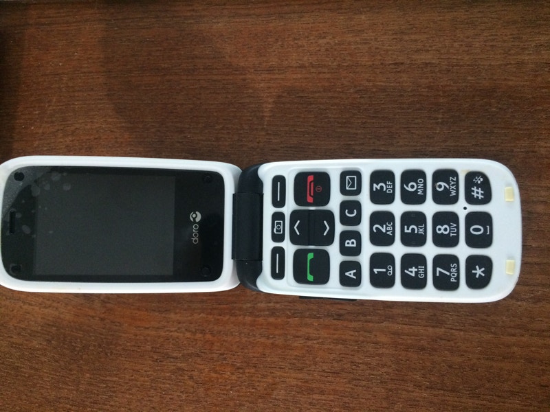 DORO Seniors’ PhoneEasy Flip Phone 612 Black with Charger | Cell Phones ...