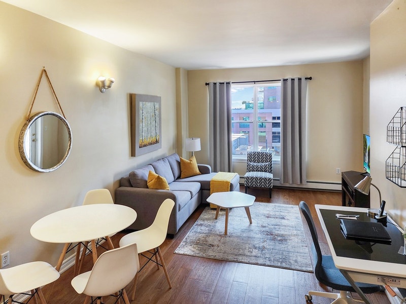 FALL PROMO - FLEX TERM, FURNISHED 1BR, 1 BATH SUITE DOWNTOWN | Short Term Rentals | City of ...