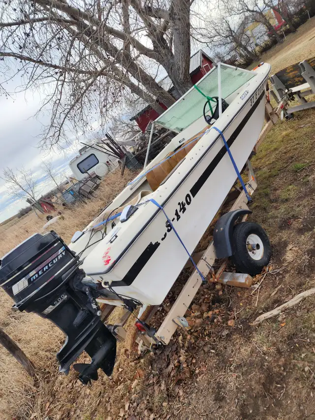 1976 Grew SS140 boat with 50HP Mercruiser engine and trailer ...