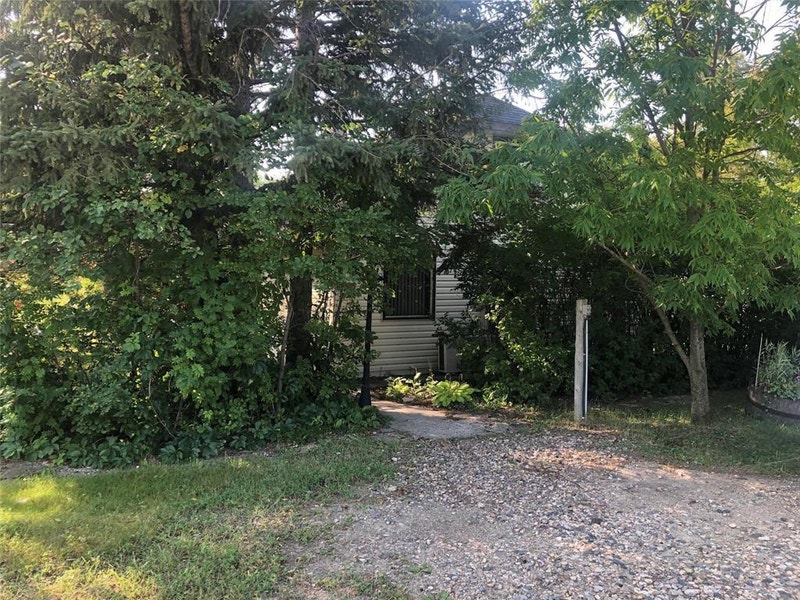 238 Third Street S Belmont, Manitoba | Houses for Sale | Brandon ...