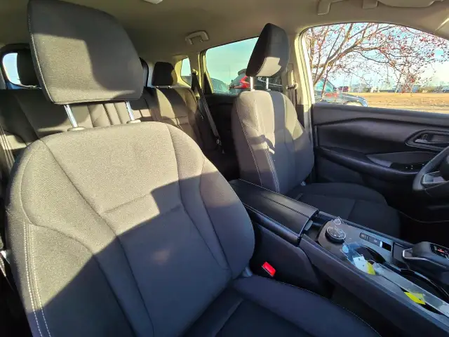 2025 Nissan Rogue S **NO ACCIDENTS**COMMAND START**NAVIGATION... | Cars ...