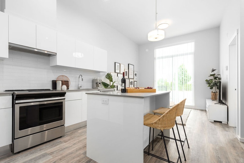Studio For Rent at The Rex - 33633 King Road | Long Term Rentals ...