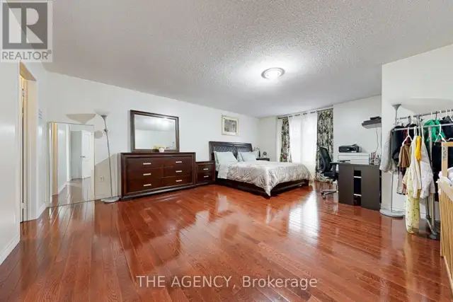 31 SEWARD CRESCENT Ajax (Northeast Ajax), Ontario | Houses for Sale ...