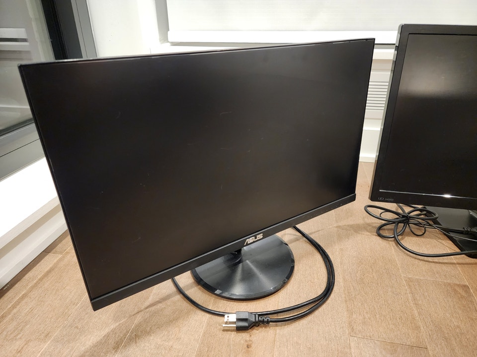 22inch computer monitors | Monitors | Ottawa | Free local classifieds ...