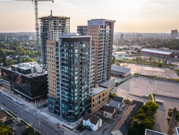 Stunning 1-Bedroom + Den with Enormous Terrace | Long Term Rentals ...