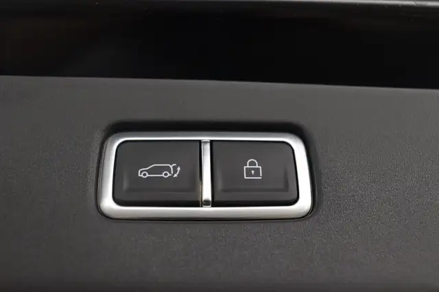 2026 Kia EV9 Land w/Premium Package The Kia EV9 features bold... | Cars ...