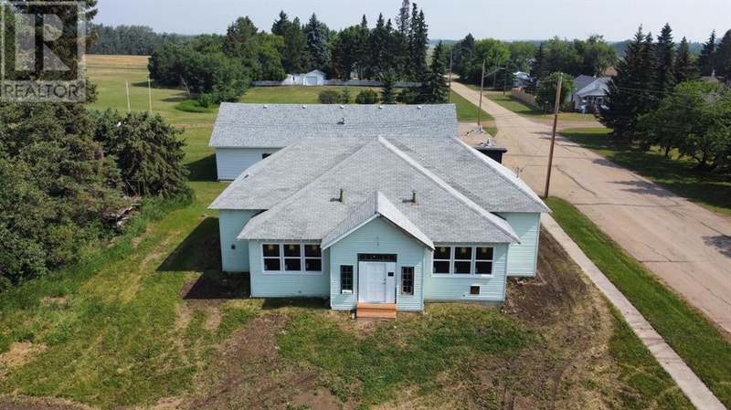 1006 2nd Avenue Kingman, Alberta | Houses for Sale | Strathcona County ...