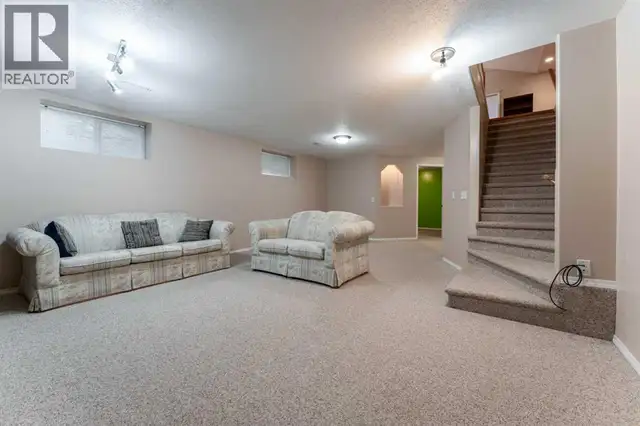 80 S 50 W Raymond, Alberta | Houses for Sale | Lethbridge | Free local ...