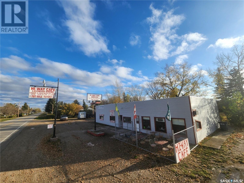 96 Alberta STREET Eyebrow, Saskatchewan | Commercial & Office Space for ...
