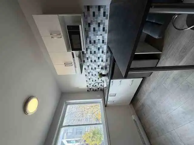 Studio métro laurier fevrier STUDIO MEUBLÉ | Long Term Rentals | City ...