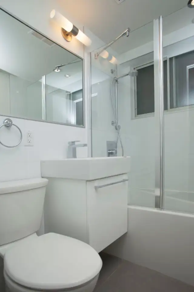 renovated one-bedroom apartment near McGill - ID 1088 | Long Term ...