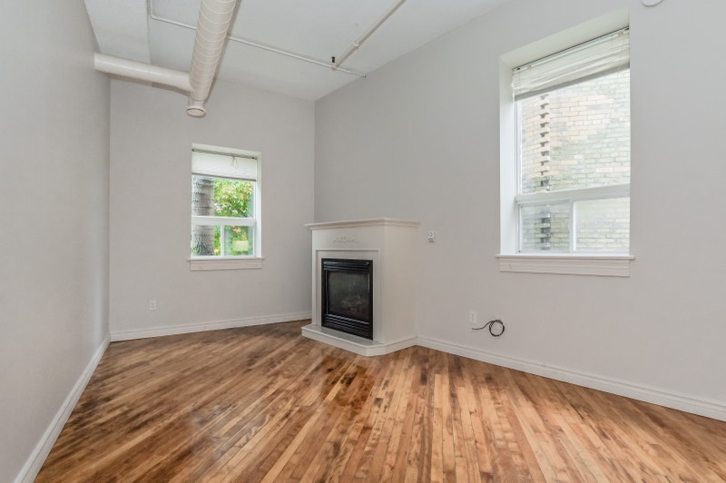 One Bedroom Unit With Fireplace In The Heart of Uptown Waterloo! | Long ...