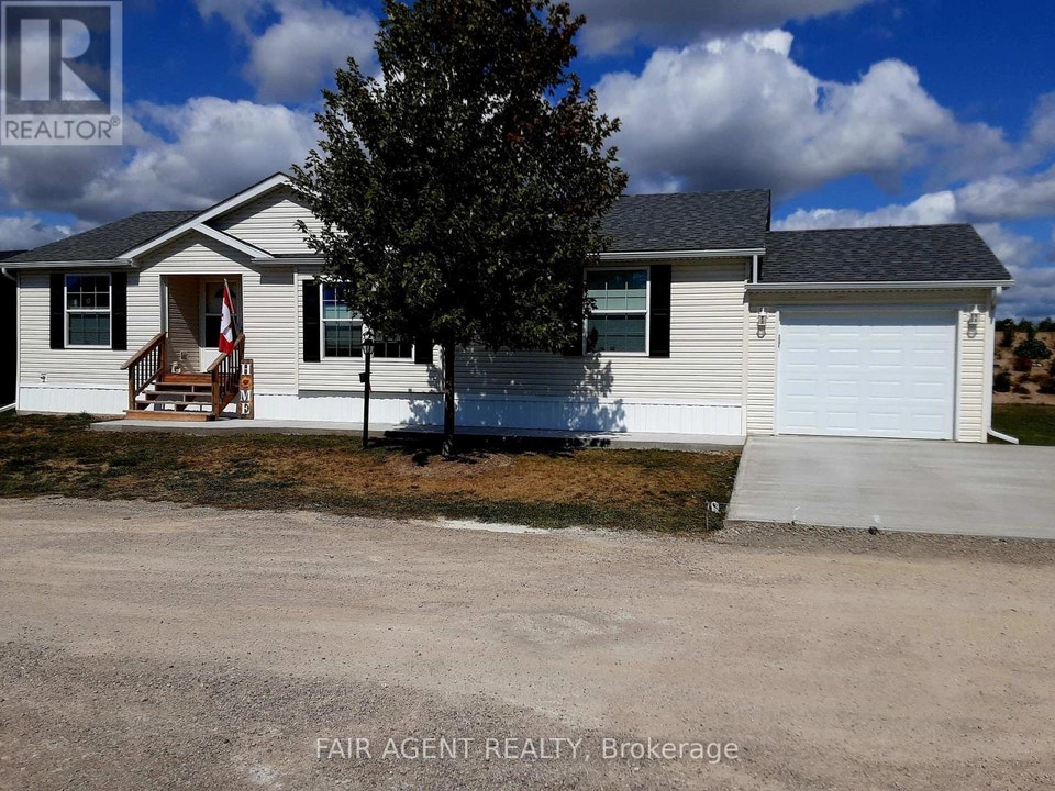 7 FOREST TRAIL Haldimand (Nanticoke), Ontario | Houses for Sale ...