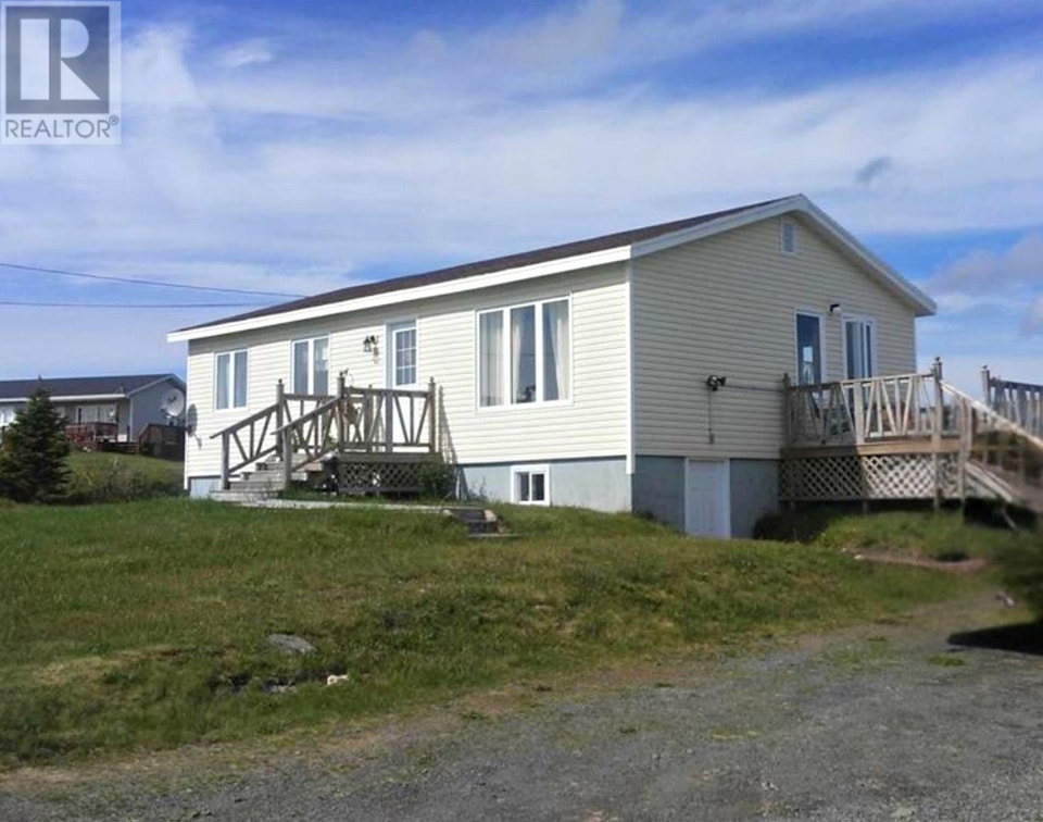 13 VAUGHAN HILL Road SMALL POINT, Newfoundland & Labrador | Houses for ...