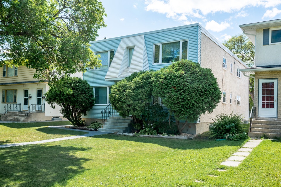 497 Hay St- 2 Bedroom | Long Term Rentals | Winnipeg | Free local ...