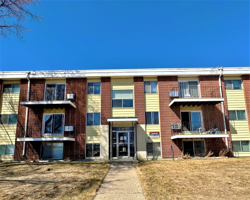 1109 Ave W North, Saskatoon, SK S7L 3H7 · Massey Place