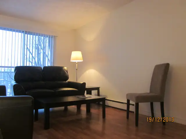 GRAND 5 1/2 (ASCENSEUR, PISCINE INTÉRIEURE) | Long Term Rentals ...